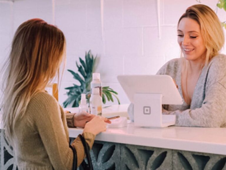 Improve Employee Experience with Digital Transformation | HRSoft